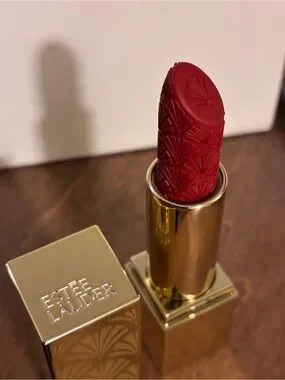Estee Lauder | Makeup | Delicious Estee Lauder Embossed Velvet Lipstick ...